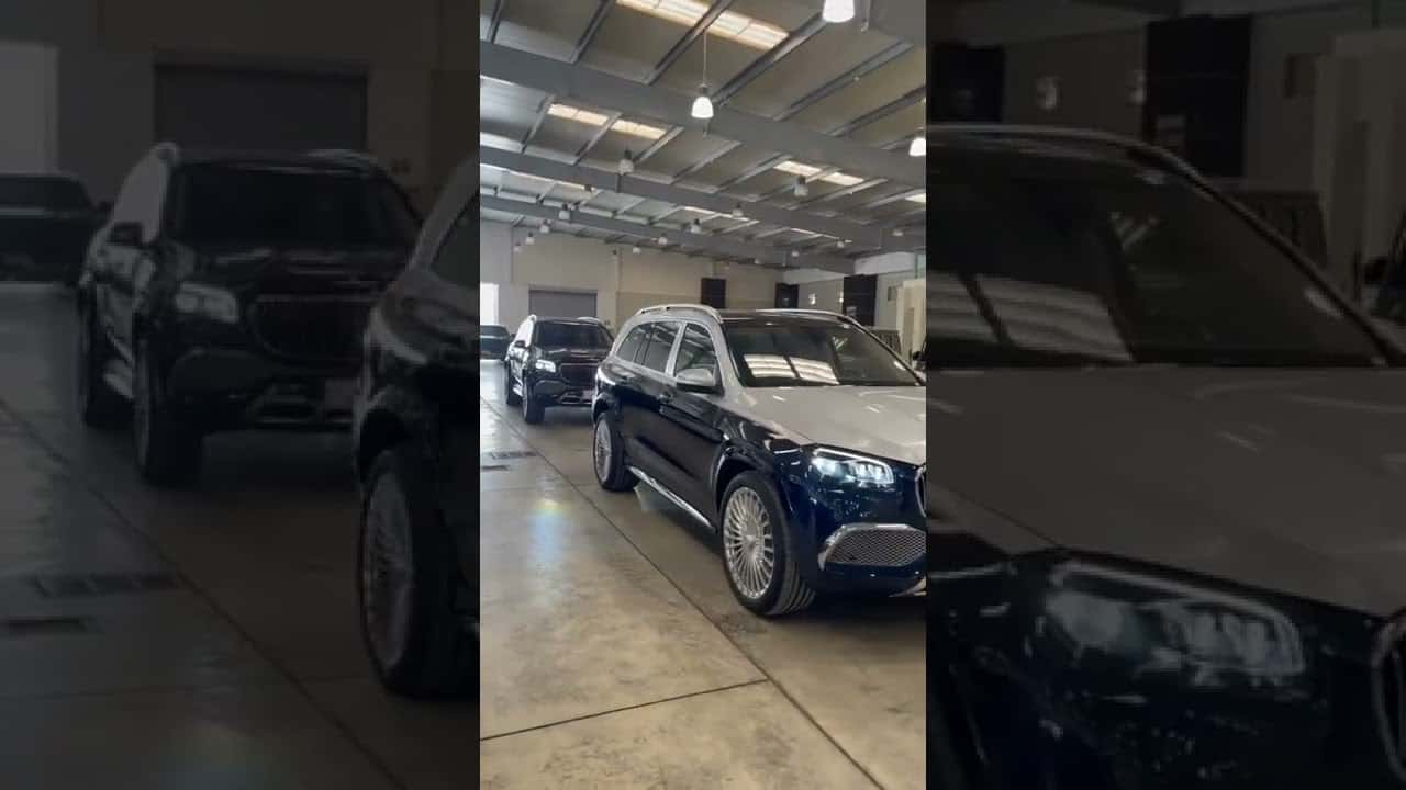 Dancing car Mercedes Maybach GLS 600 dancing car #shorts # ...